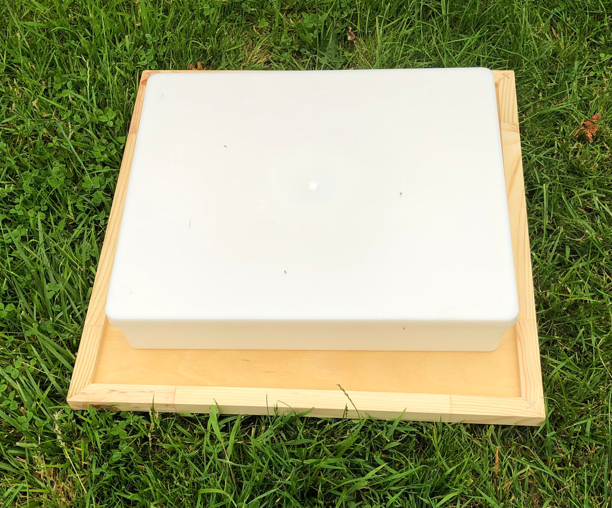 Crown Board and feeder 46 x 46 cm with Centre Hole to fit a National B ...