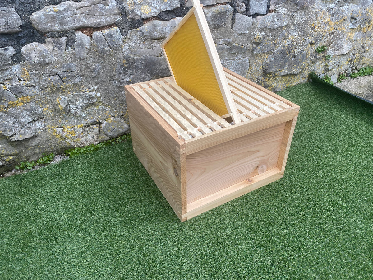 14 x 12 British National Brood Box Complete With Frames and Foundation ...