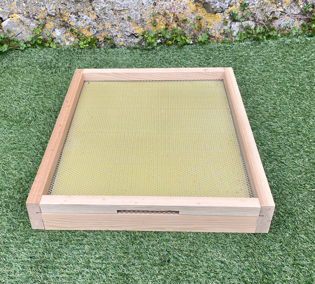Langstroth Open Mesh Floor – BEE KEEPING EQUIPMENT